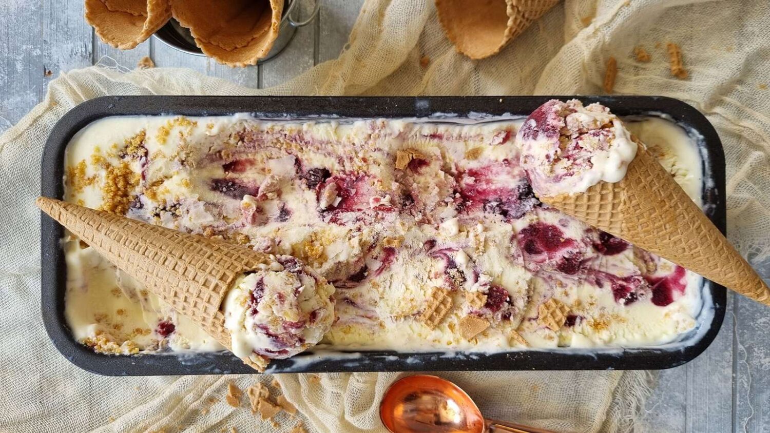 Παγωτό cheesecake βύσσινο - paxxi