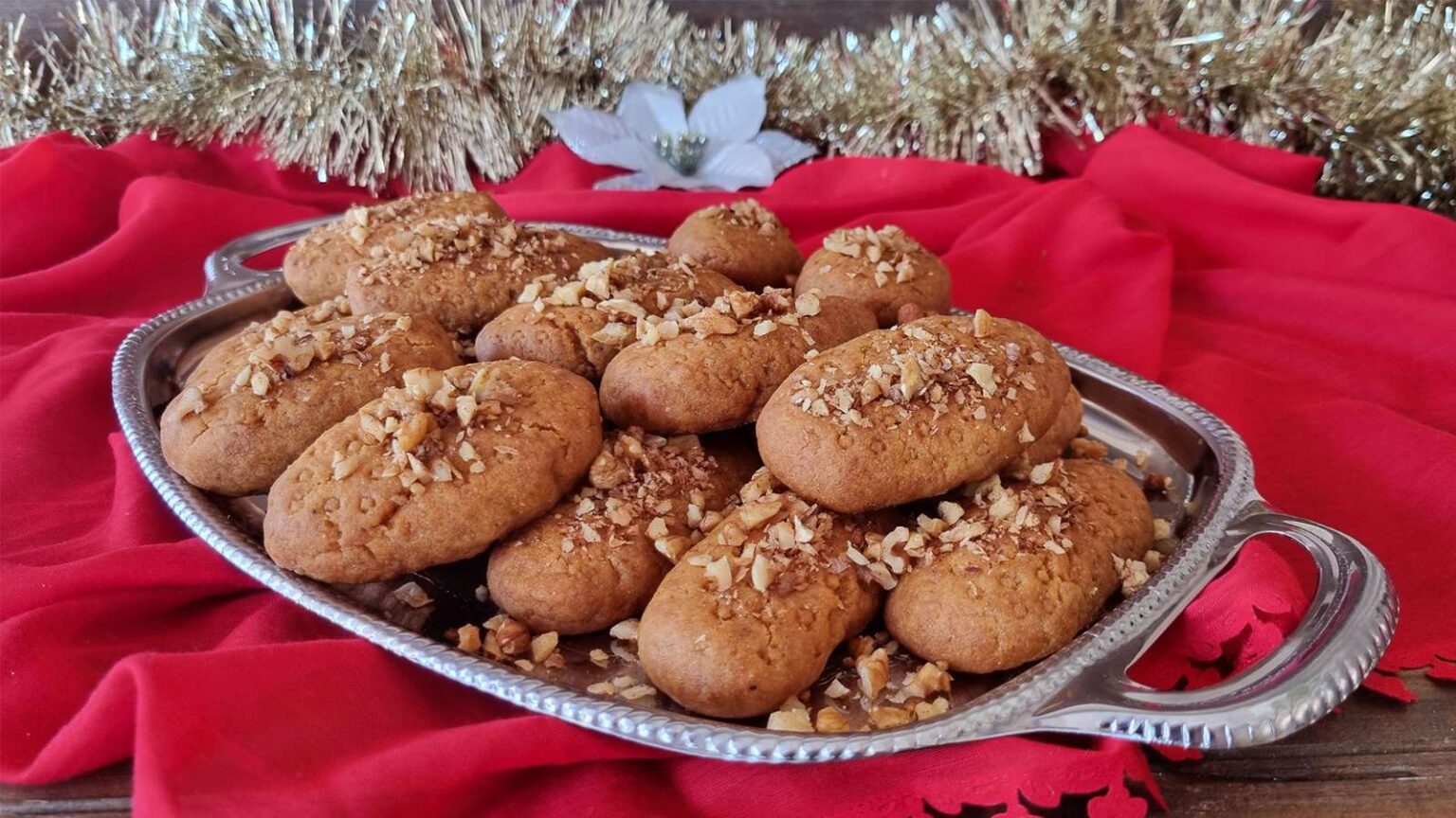 Μελομακάρονα με σιμιγδάλι - paxxi